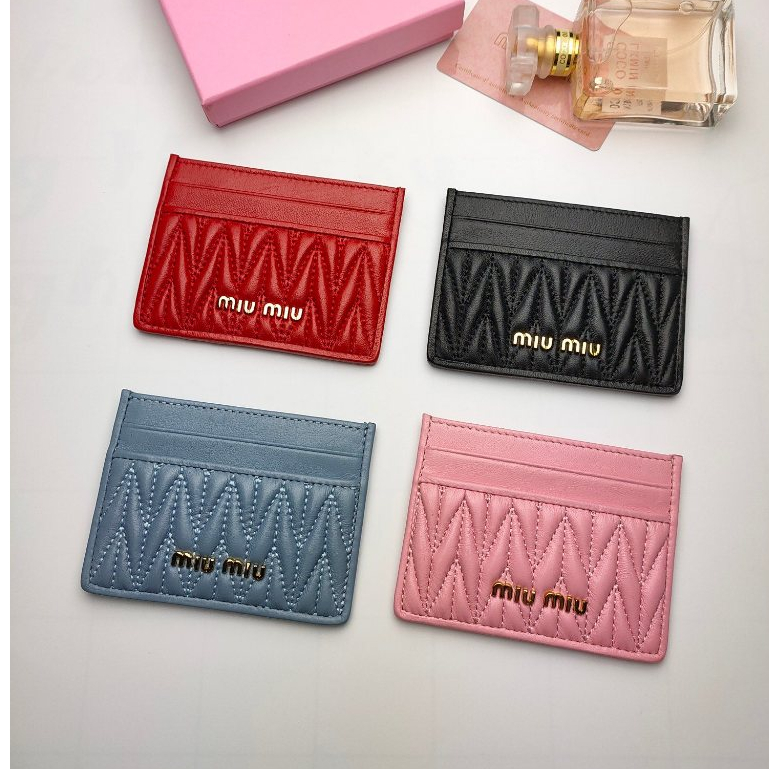พร้อมส่ง ของแท้ 100% miu miu ใหม่ คลิปหนัง 5mc076 พร้อมกล่อง | Shopee ...