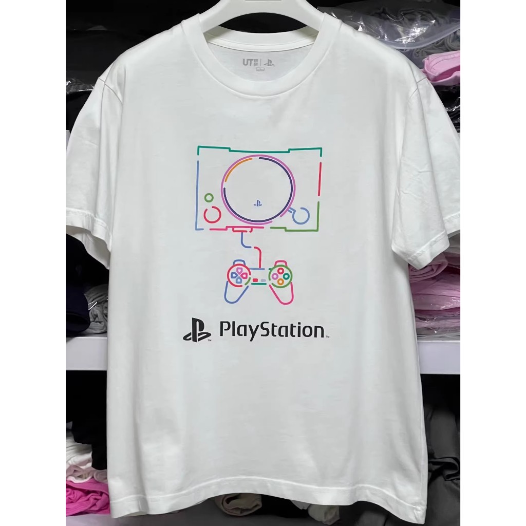 Uniqlo เสื ้ อยืดพิมพ ์ ลาย PlayStation สําหรับผู ้ ชายและผู ้ หญิง ...