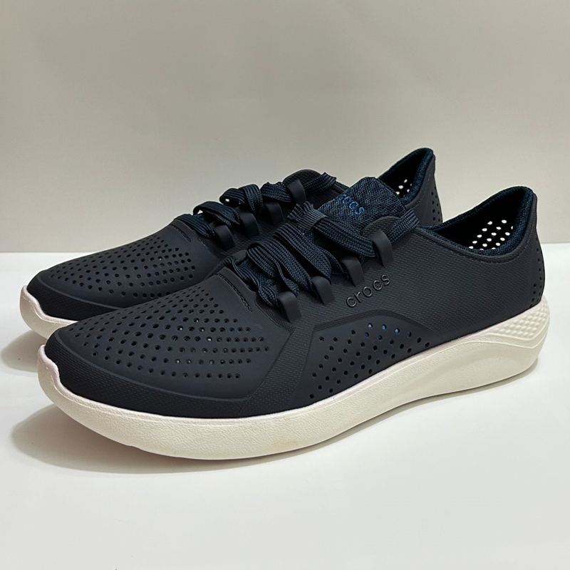 Crocs รองเท้าผู้ชาย 204967 | Shopee Thailand