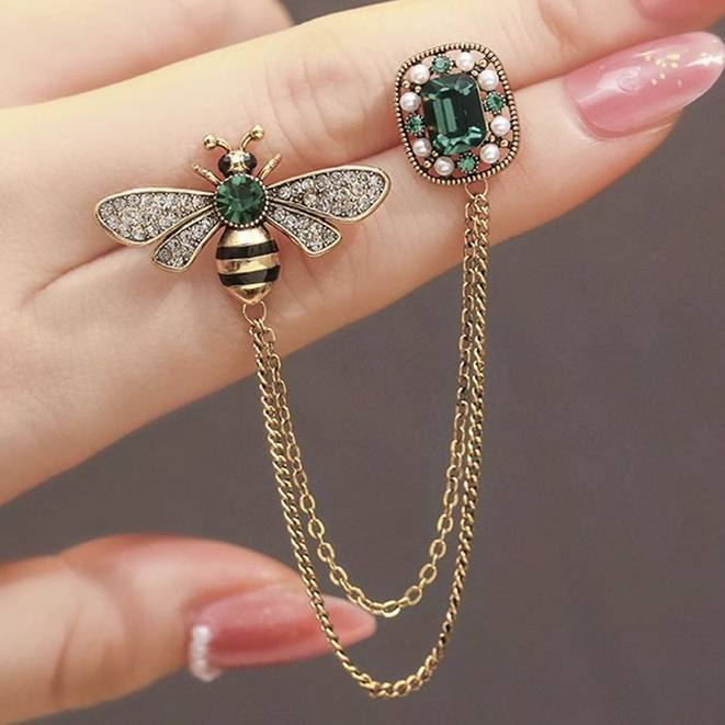 Retro Luxury Bee Chain พู่เข็มกลัด High-End ประณีตเสื้อกันหนาว Pin ...