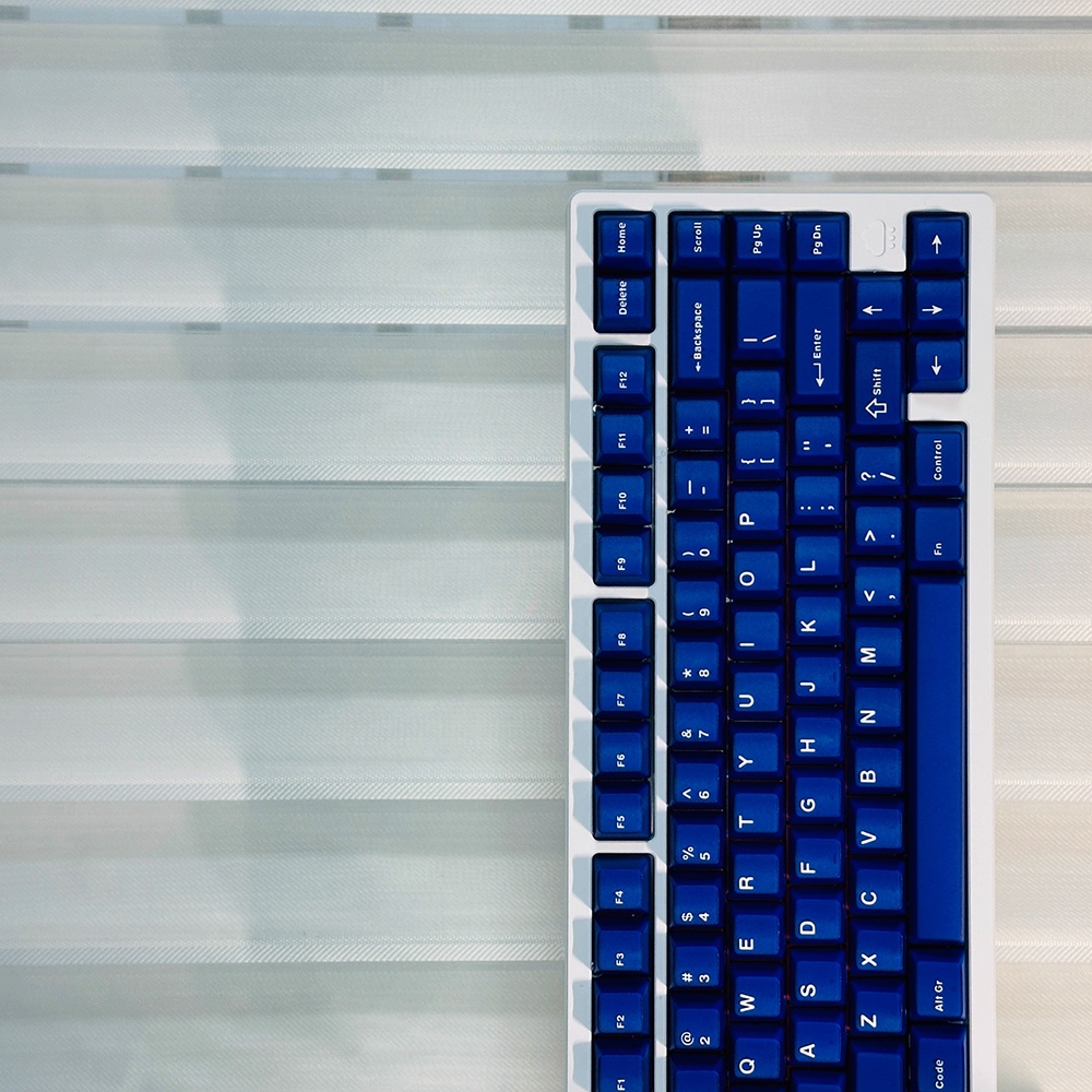 【AiFei】Klein Blue keycap ABS doubleshot cherry profile blue transparent ...