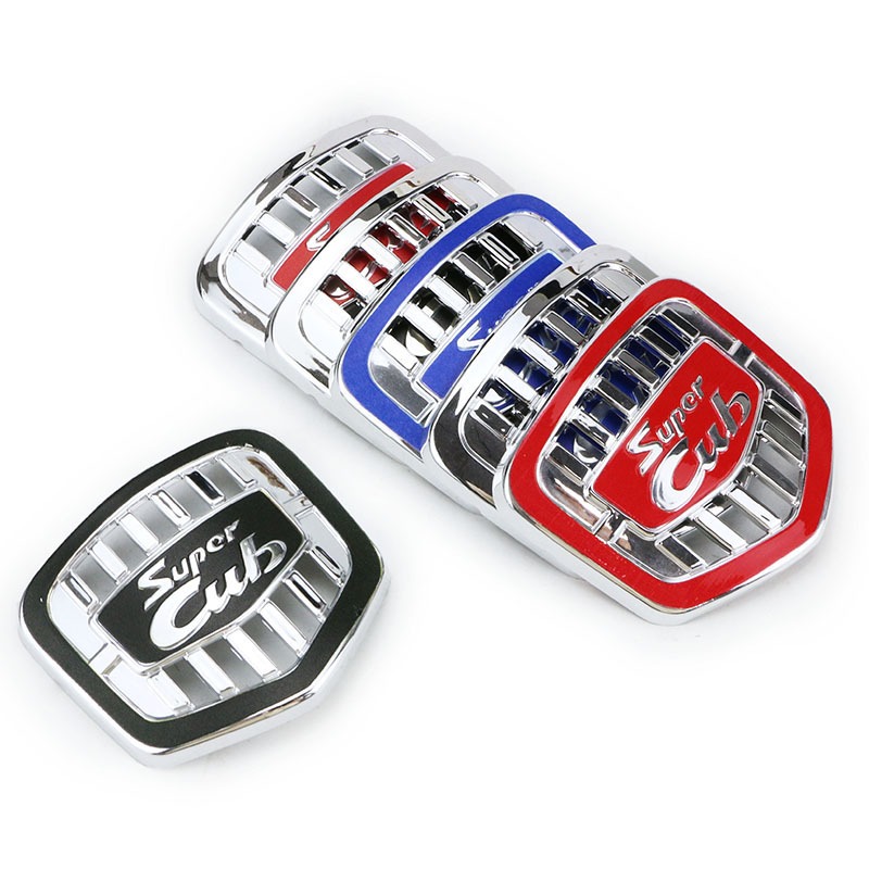 เหมาะสําหรับ HONDA SUPER CUB 110 50 SC110 SC50 ดัดแปลงป้ายหน้าอกสติกเก ...