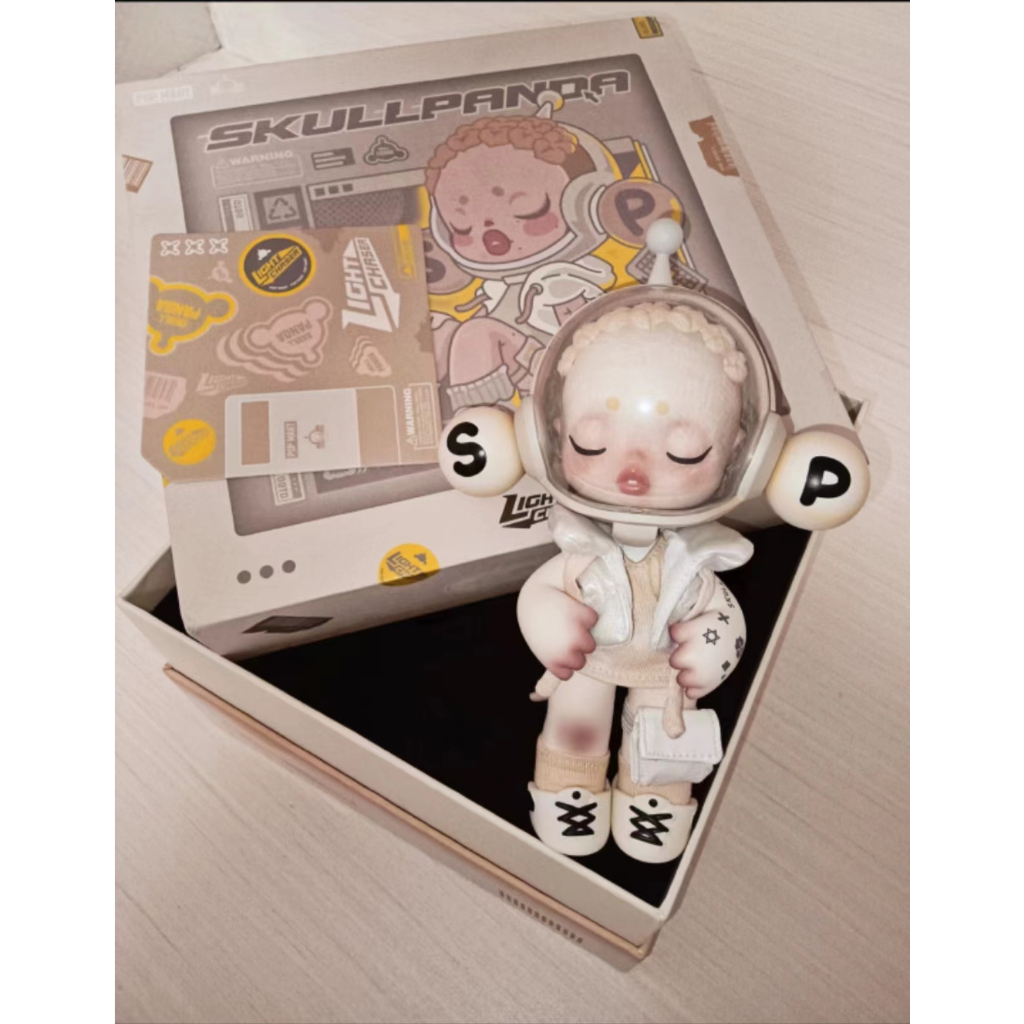 【พร้อมส่ง】skull panda Pop Mart sp Traceable Light พร้อมกล่องพร้อมการ์ด ...