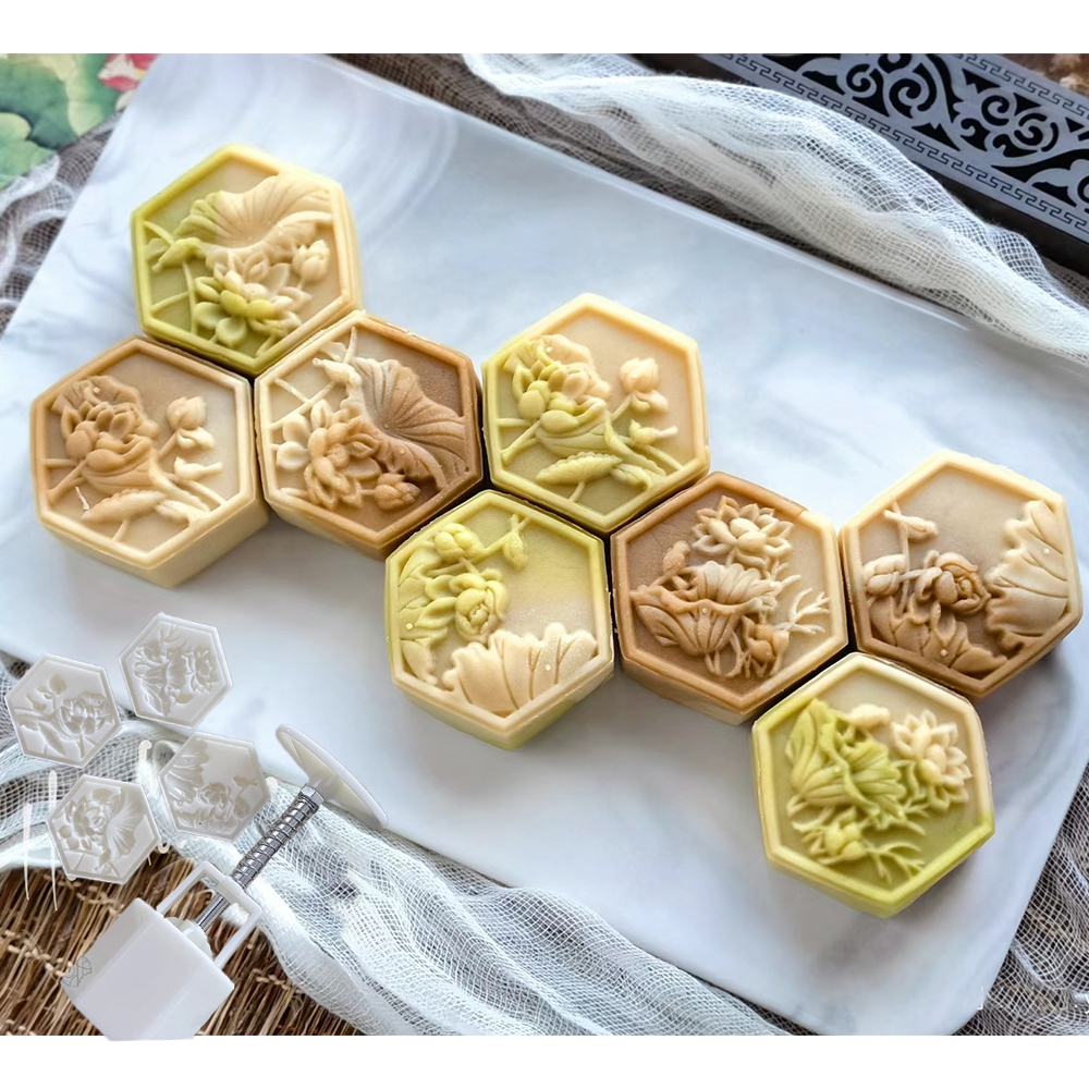 4 ชิ้น/เซ็ต 50g 63g นวนิยาย Mooncake Hand Pressed Mould โลตัสดอกไม้รูป ...