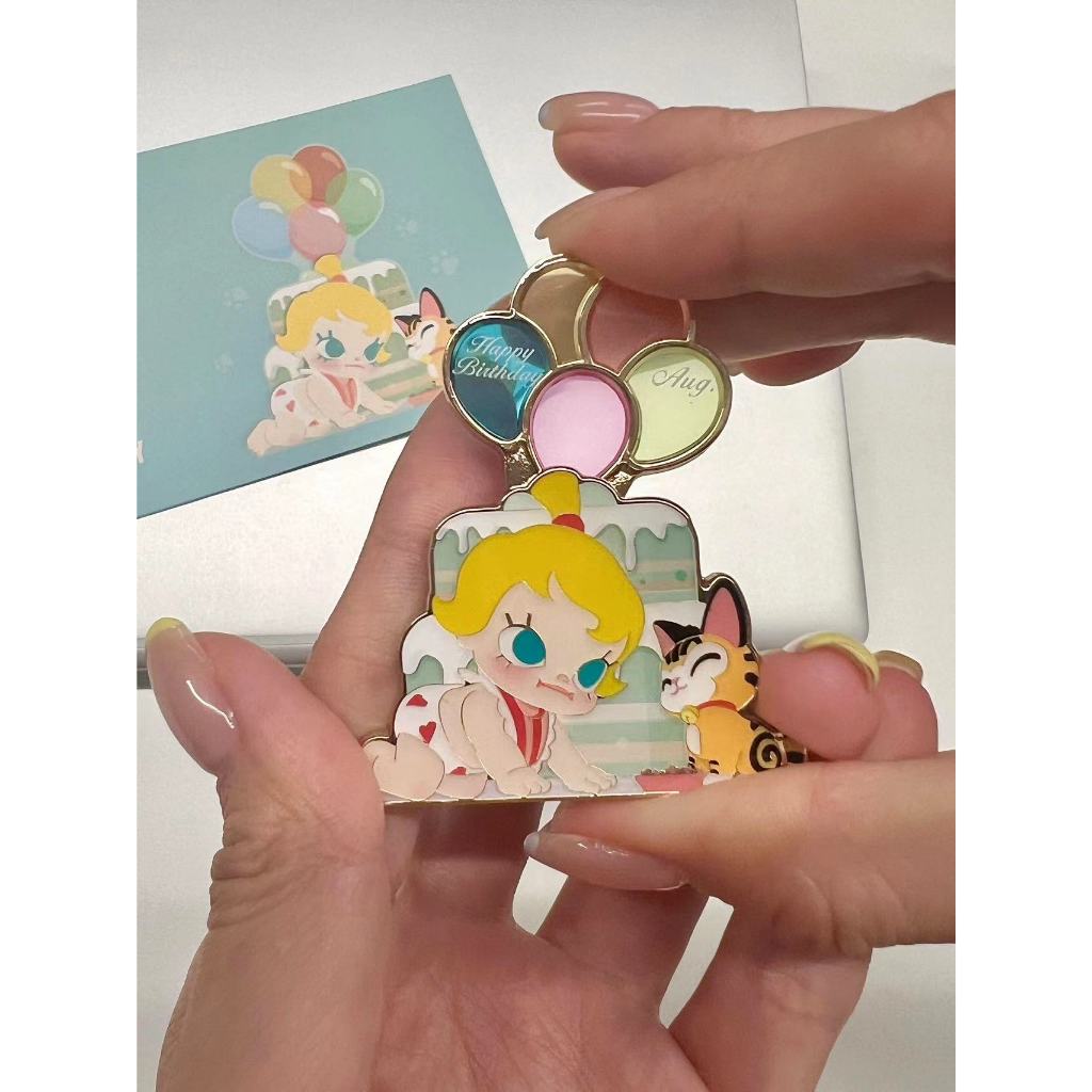 POP MART CRYBABY MOLLY BADGE ป้ายวันเกิด ป้ายร้องไห้ เด็กทารก/DIMOO ...