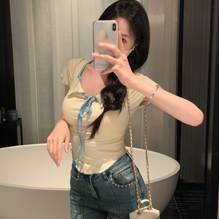 【WANG JIAO ZHAN】 เสื้อยืดแขนสั้นคอวีแฟชั่นสตรีสไตล์เกาหลีเข้ารูปพอดีตัว ...