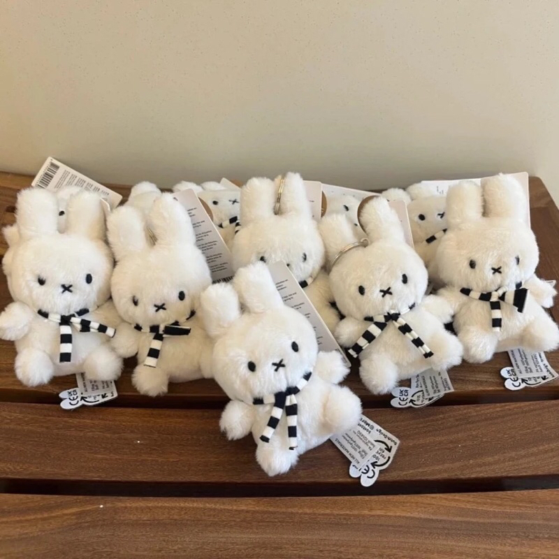 Miffy RABBIT KEYCHAIN ขนาด 10ซม | Shopee Thailand