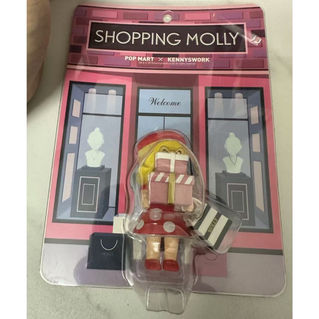 Pop Mart Molly Shopaholic Limited Gauge บัตรแขวน | Shopee Thailand