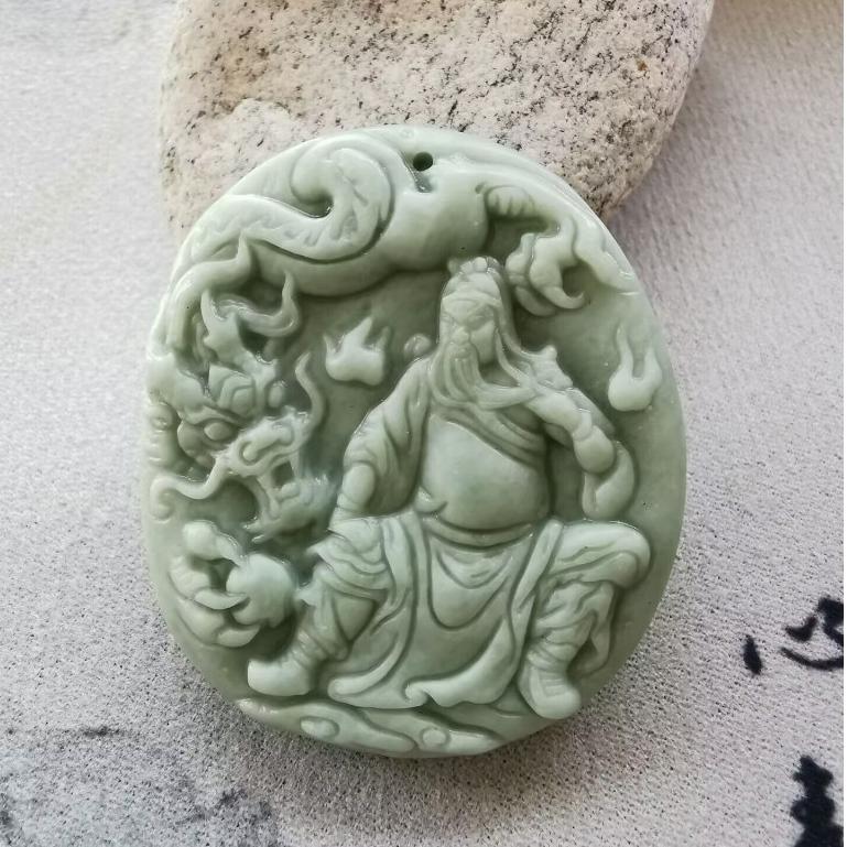 กุ้ยโจวธรรมชาติ Cuyu Guan Gong จี้ Descending Dragon Guan Gong จี้หยกสี ...