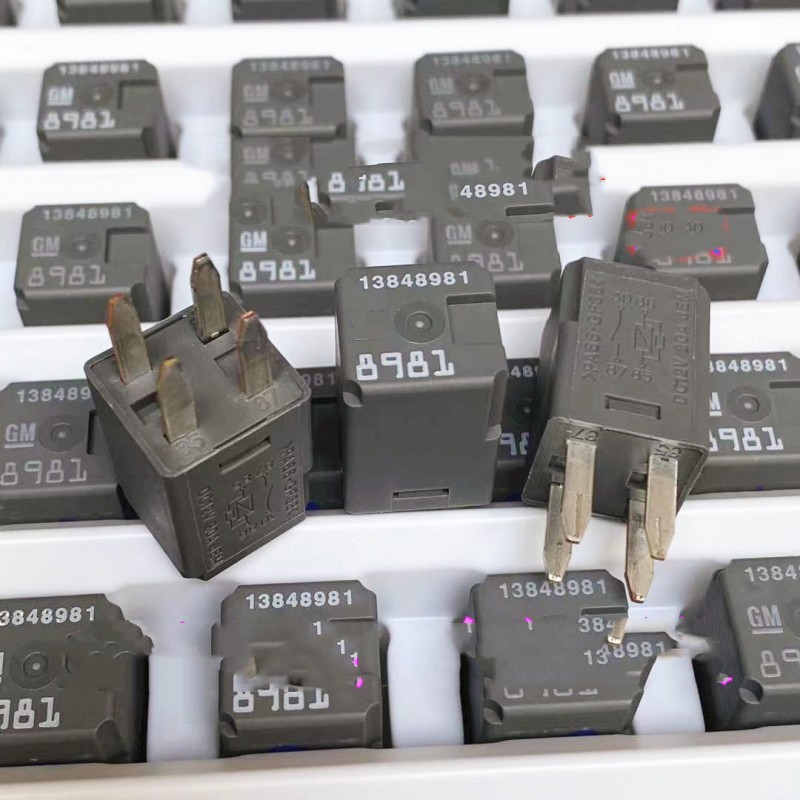 รีเลย์จิ๋ว 13848981 Pa66-gf33 DC12V 20A รีเลย์รถยนต์ 4 พิน | Shopee ...