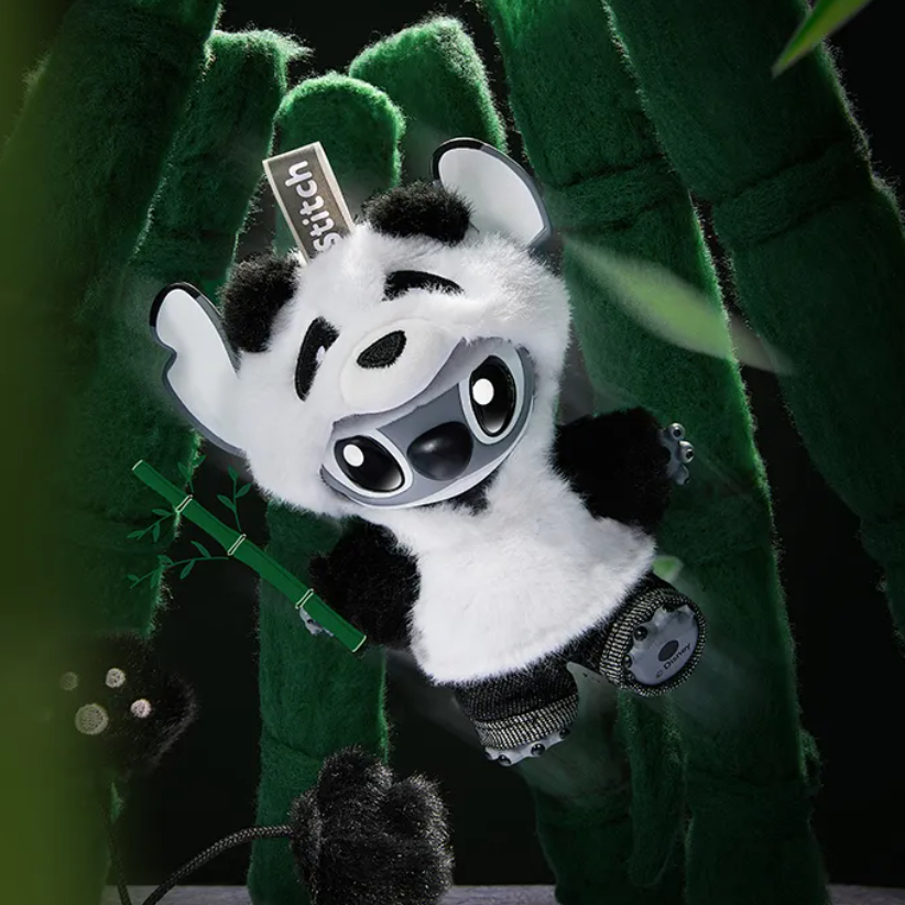 MINISO Disney Stitch GenZ Street Series ตุ๊กตาไวนิลแพนด้าจี้ของขวัญ ...