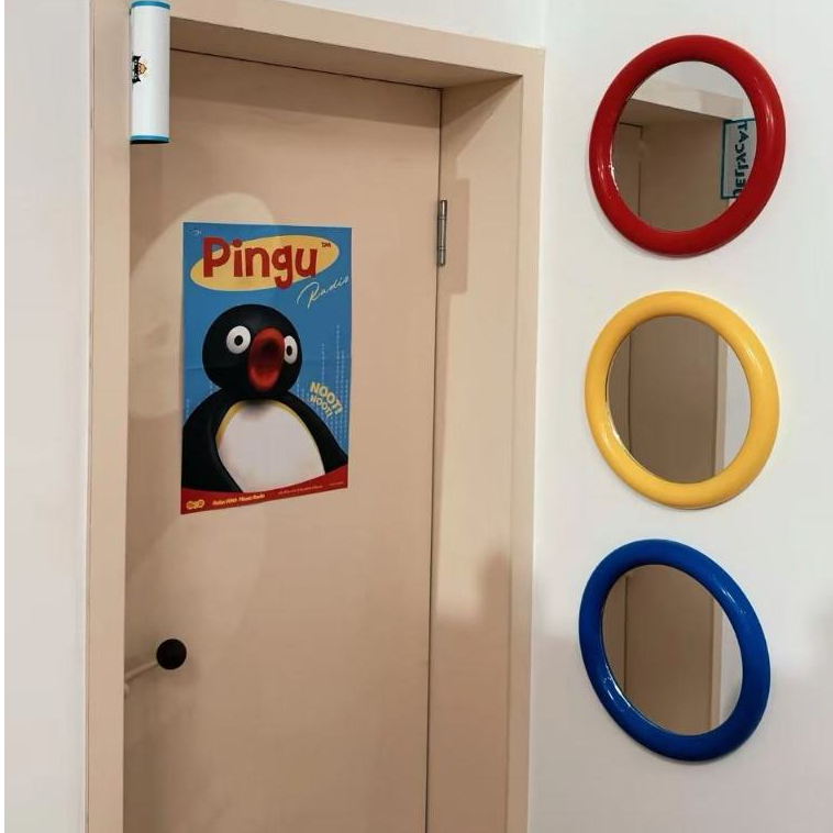 กระจกตกแต่งผนังสไตล์ Memphis กระจกแต่งหน้าทรงกลม | Shopee Thailand