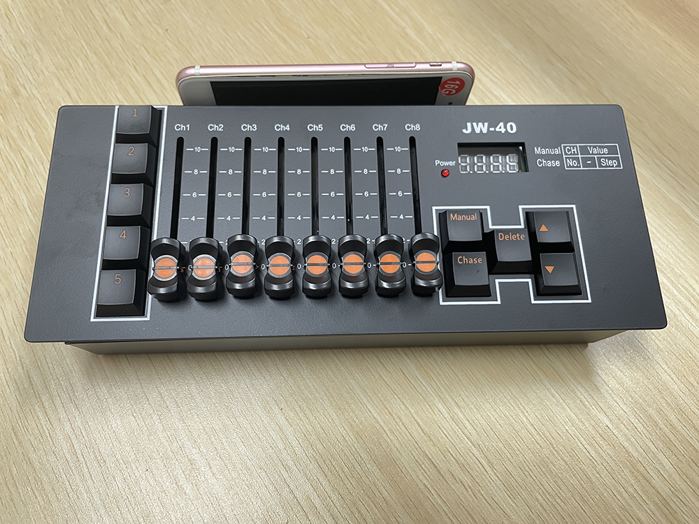 ปุ่มกดไฟ Led MA DMX 512 ขนาดเล็ก แบบพกพา ควบคุมแบตเตอรี่ สําหรับเวที ...