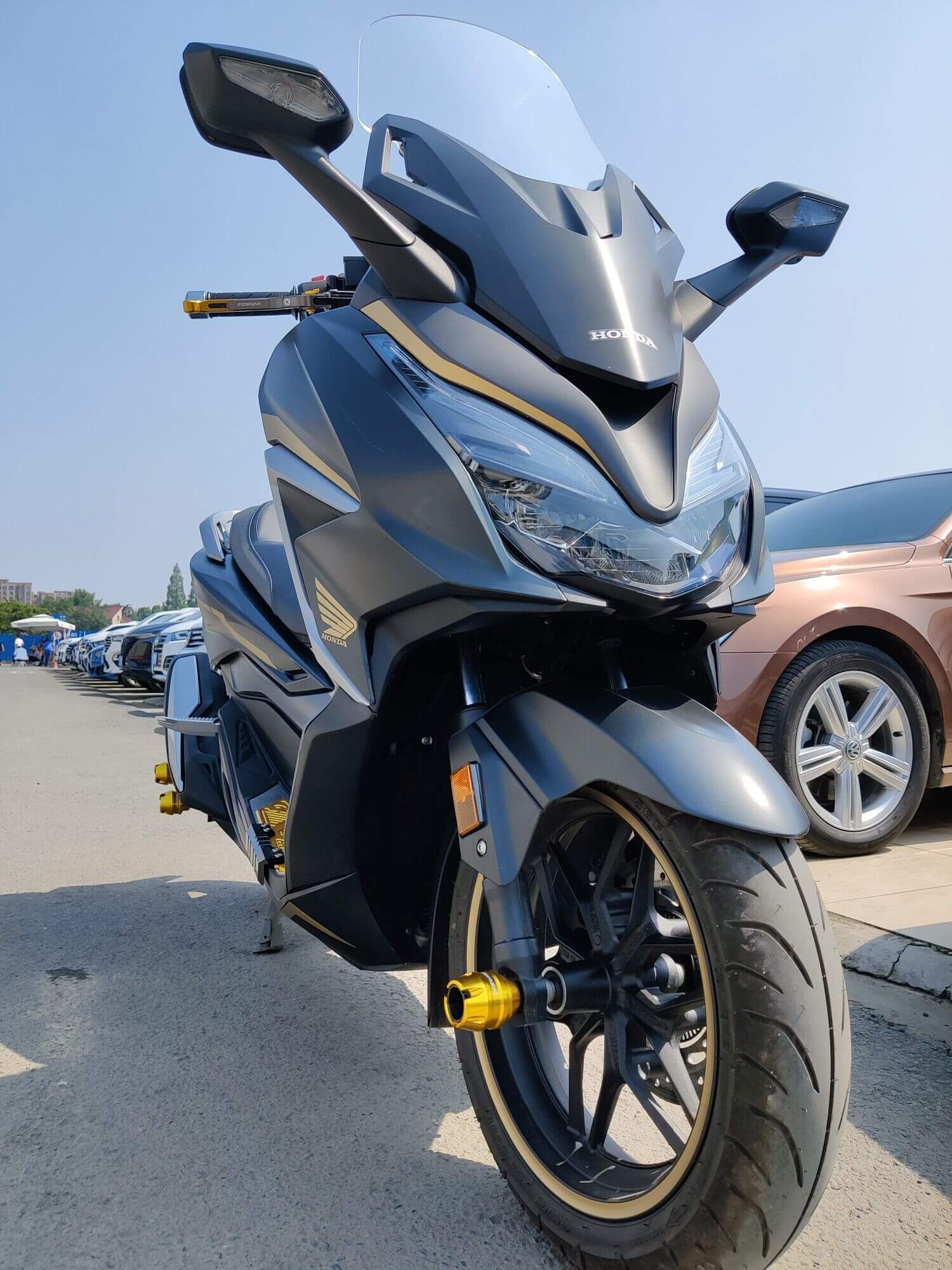 สําหรับ FORZA 250/350/300 NSS350 FORZA 300 250 ด้านหน้าส้อมล้อฤดูใบไม้ร่วงเพลาท่อไอเสียกรอบ ...