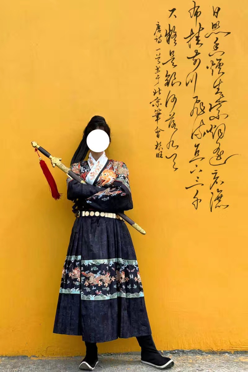 ชุดเครื่องแต่งกายคอสเพลย์ Ming Dynasty Jinyiwei สไตล์จีนโบราณ สําหรับ ...