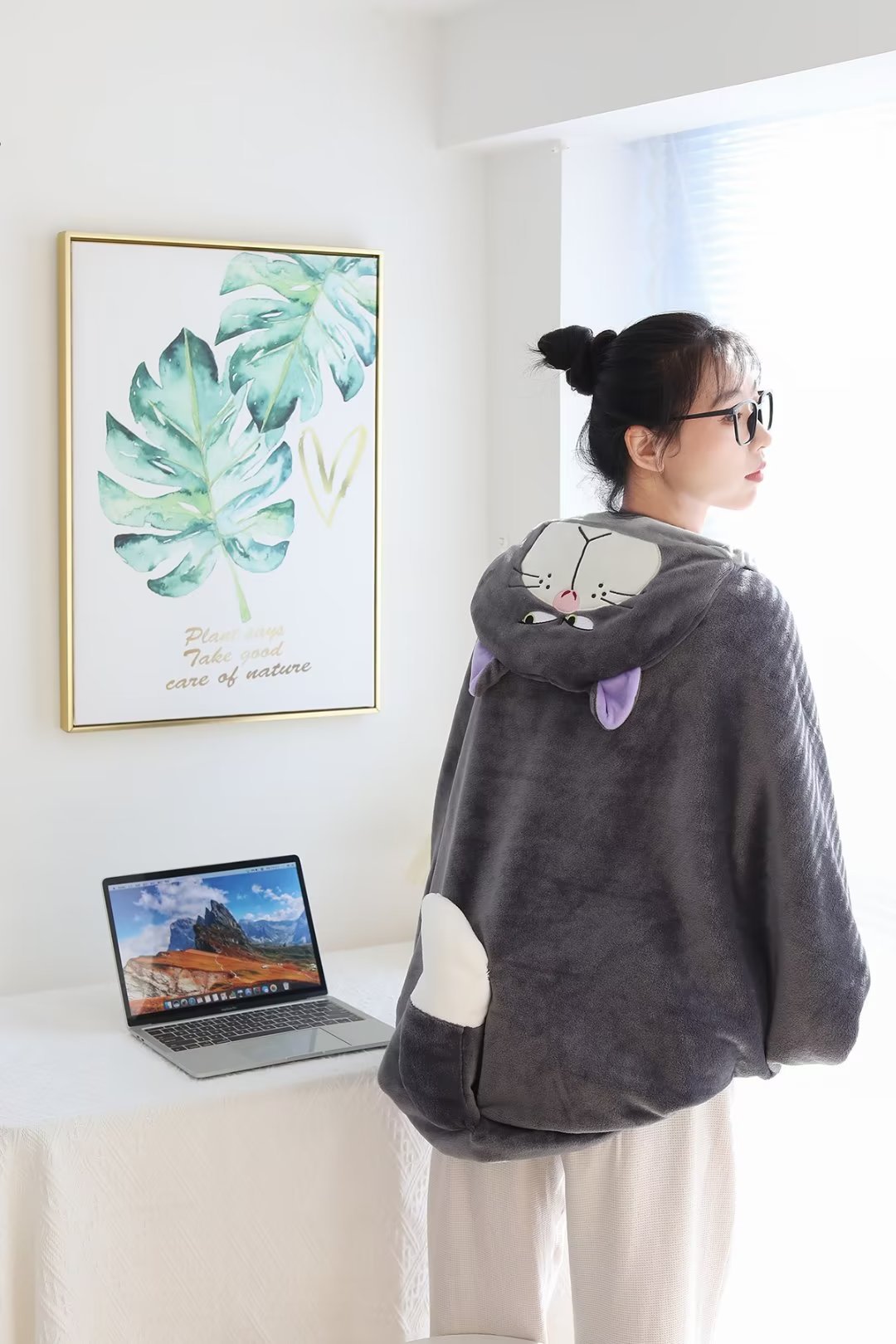 Yyds ผ้าห่ม ผ้ากํามะหยี่ขนนิ่ม ให้ความอบอุ่น ลาย Disney Lucifer Cat พร้อมหมวก สําหรับแฟนสาว ...