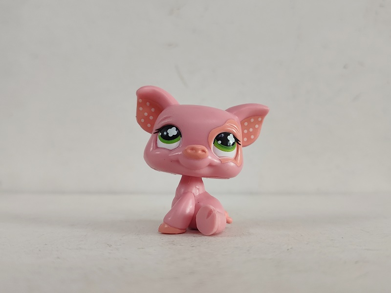 Lps Action Figure littlest pet shop หมูสีชมพูพร้อมตากากบาทสีเขียว #7861 ...