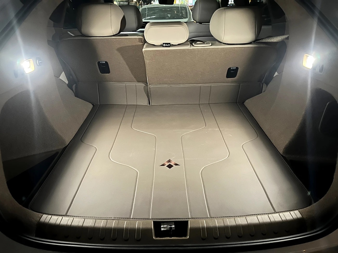 Hyptec ht/Hyper ht พรมหนังไฮโซเข้ารูป6D7D แผ่นรองกระโปรงหลังรถ ของแต่ง ...