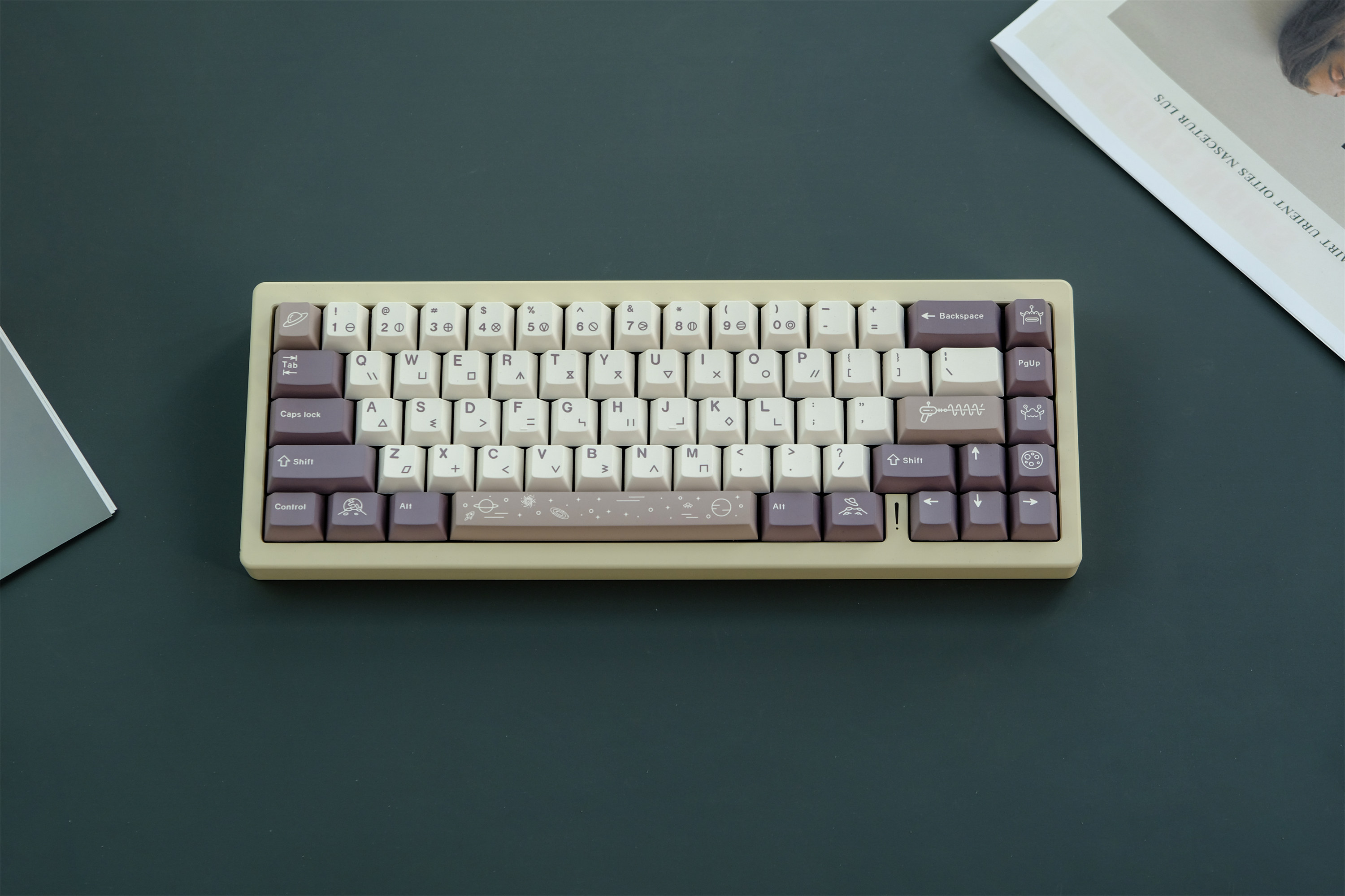 Gmk Moon Man Keycaps 129 คีย์ PBT Cherry Profile DYE-SUB ส่วนบุคคล ...