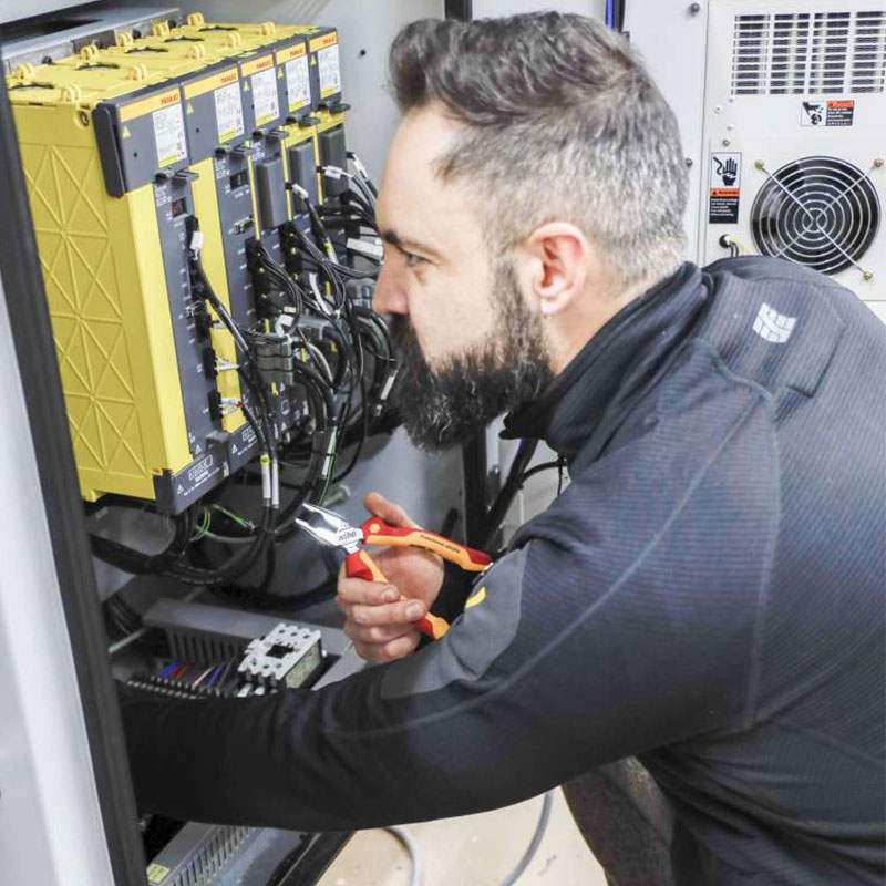 Wiha 26708 คีมรวมช่างไฟฟ้าหุ้มฉนวนเครื่องมือ 1000V พร้อมข้อต่อไดนามิก ...