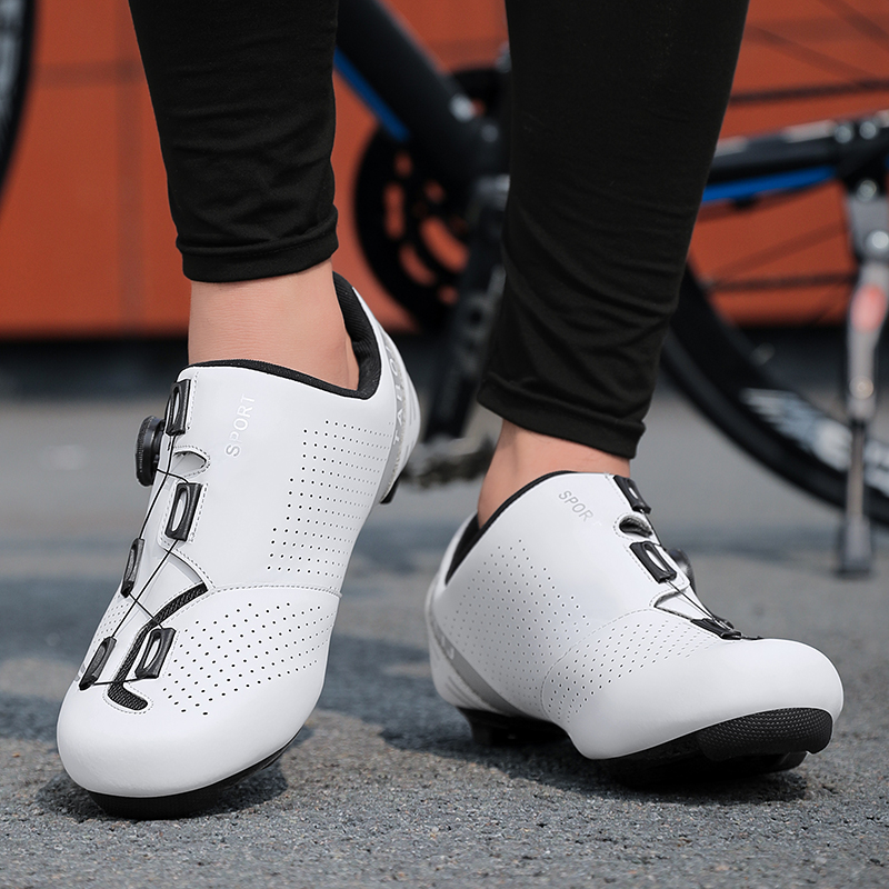Sdkf รองเท้าจักรยานสีดําน้ําหนักเบามาก SPD วัสดุไมโครไฟเบอร์ ความเร็ว ...