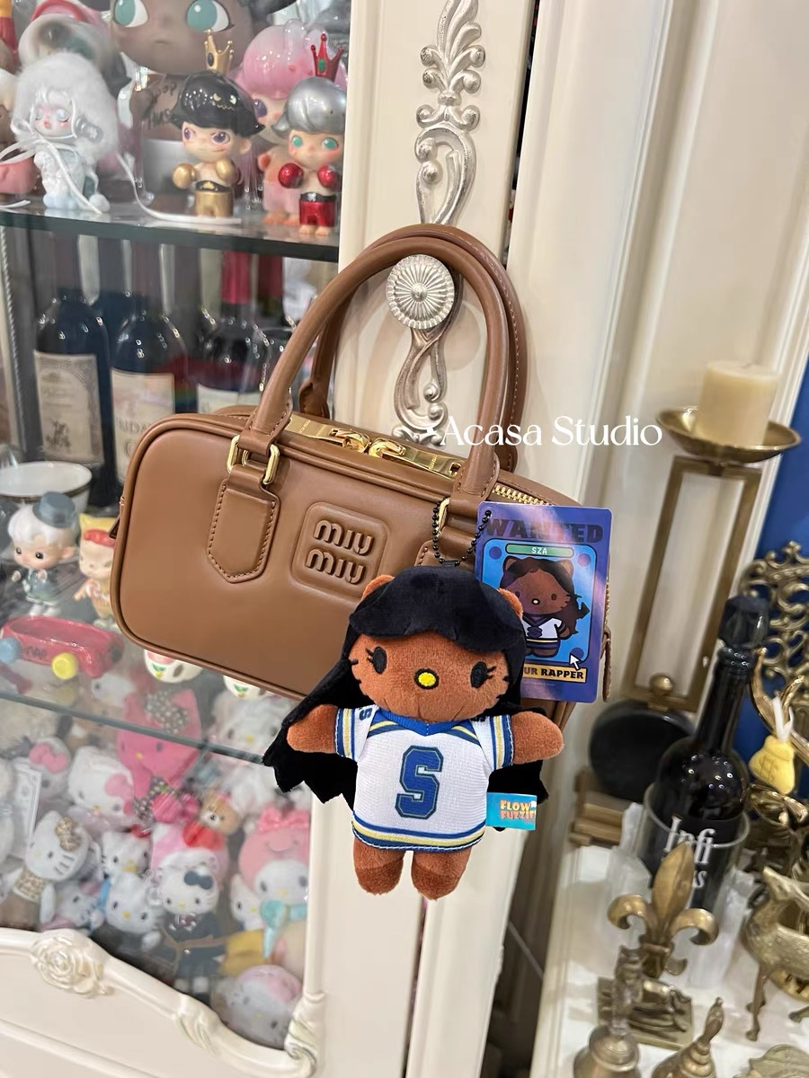 สไตล์ใหม่หนังสีดํา rapper Rap helloKitty จี้ห้อยกระเป๋าสกปรก Braid ...