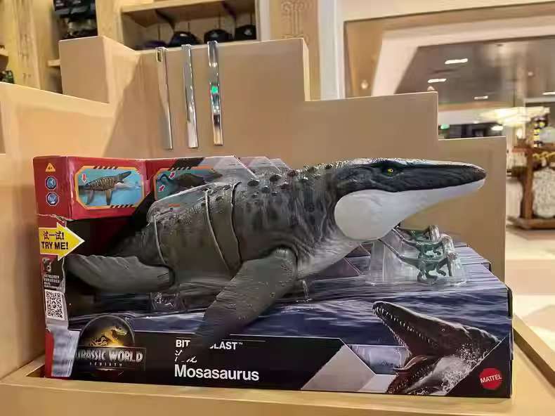Mattel Jurassic World Rebirth Bite N Blast Mosasaurus Action Figure ...