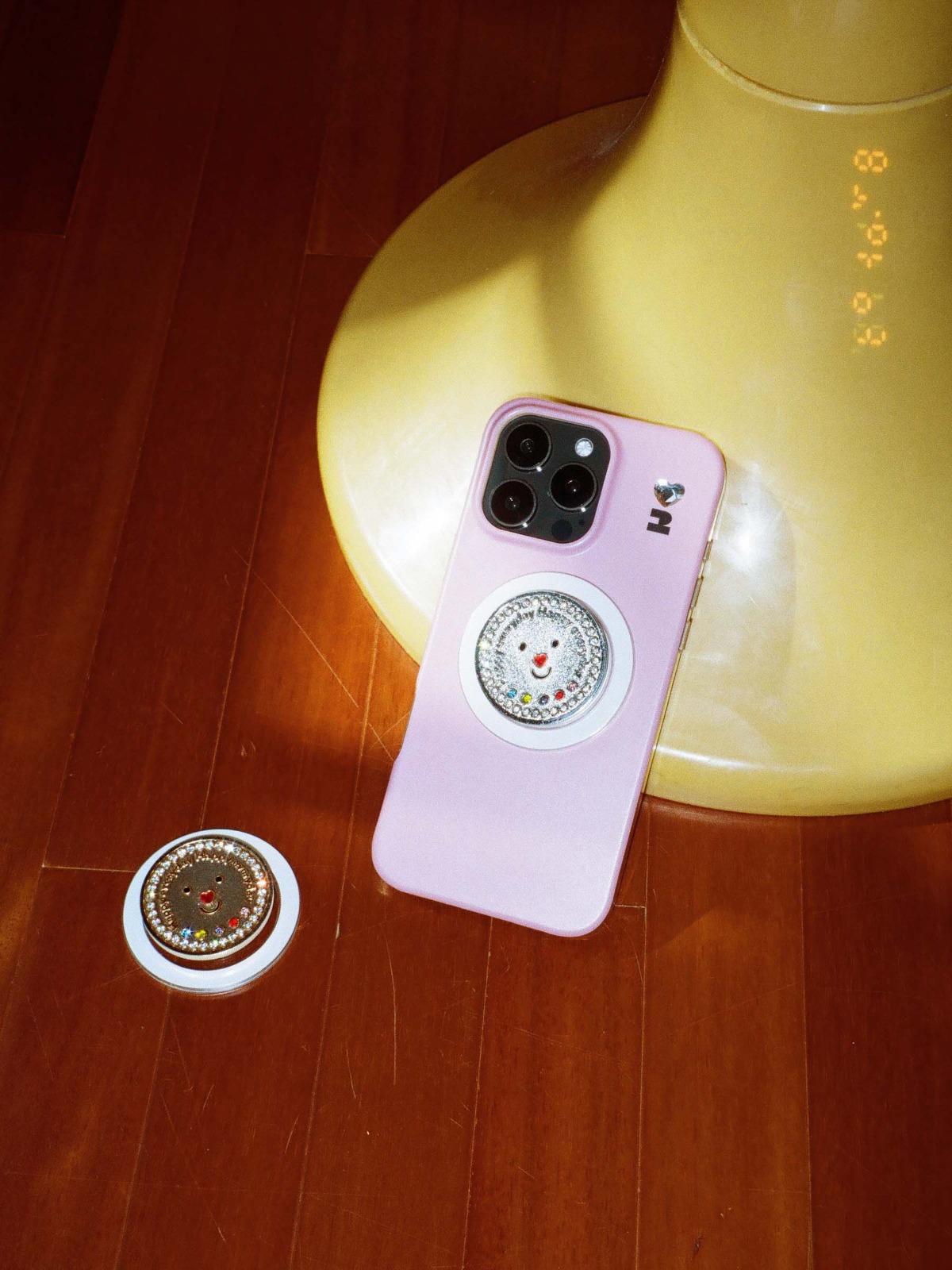 Tagi. Lucky Coins Magnetic Phone Case Phone Holder เคสโทรศัพท์มือถือ ...