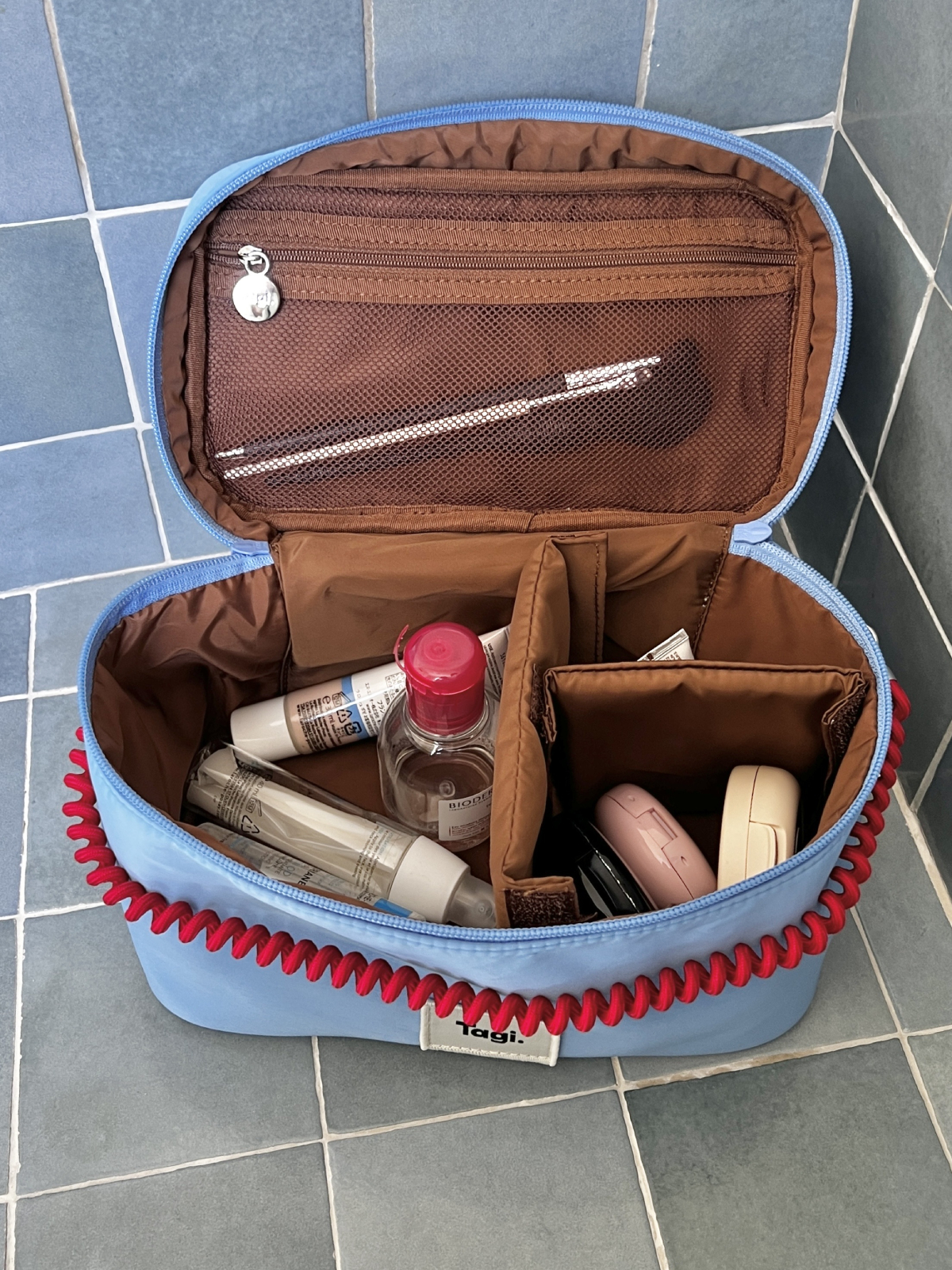 Tagi. Call Me Storage Bag Makeup Bag กระเป๋าใส่เครื่องสำอาง แบบพกพา มี ...