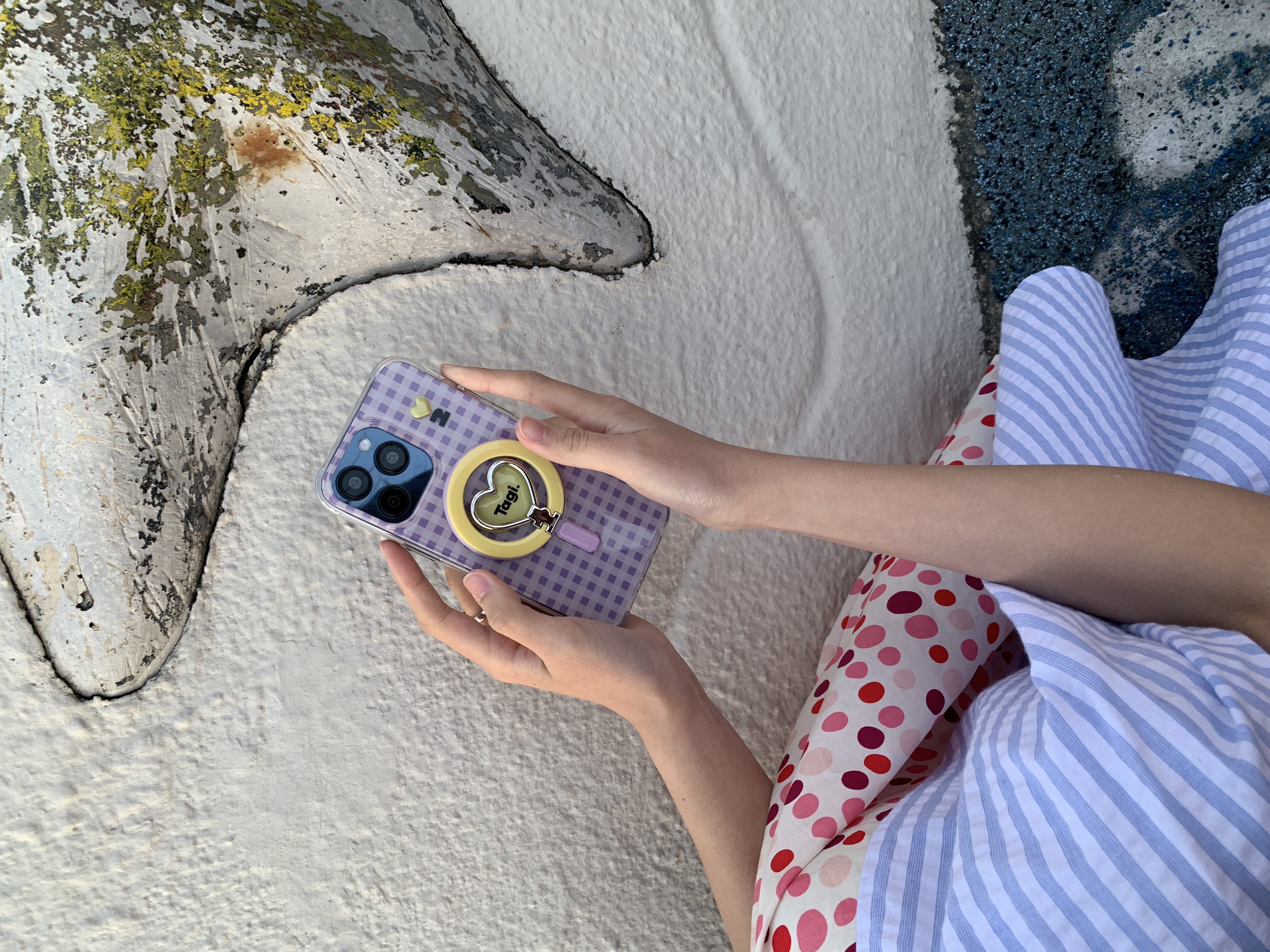 Tagi. เคสโทรศัพท์มือถือ ป้องกันการตกหล่น ขาตั้งเดสก์ท็อปพับได้แบบ ...