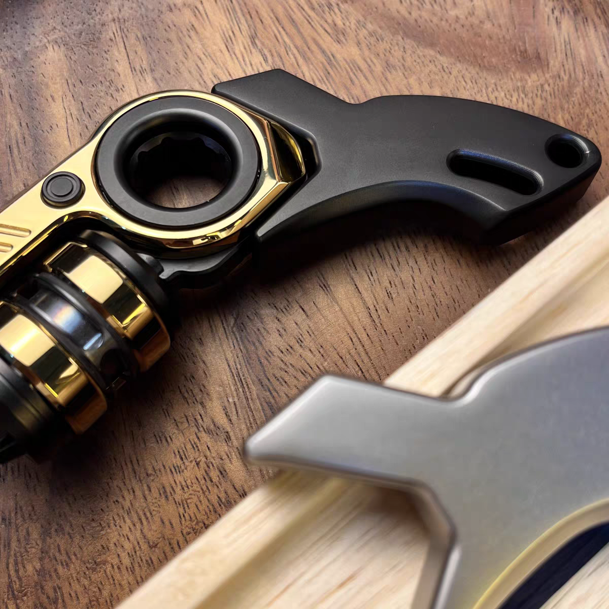 Aurora Push Egg Composite Fidget Spinner Pop เหรียญ Push Card EDC ...