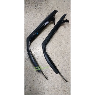 แท้..Benz พลาสติกรางน้ำฝากระโปรงหลัง W211 ซ้าย/ขวา ราคาต่อคู่ เบอร์ ...