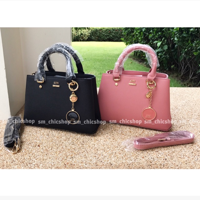 LYN BAG งานสวยเป้ะ ซิปปั๊มแบรนด์ สายยาวปรับแบบเข็มขัด (ภาพถ่ายจากสินค้า ...