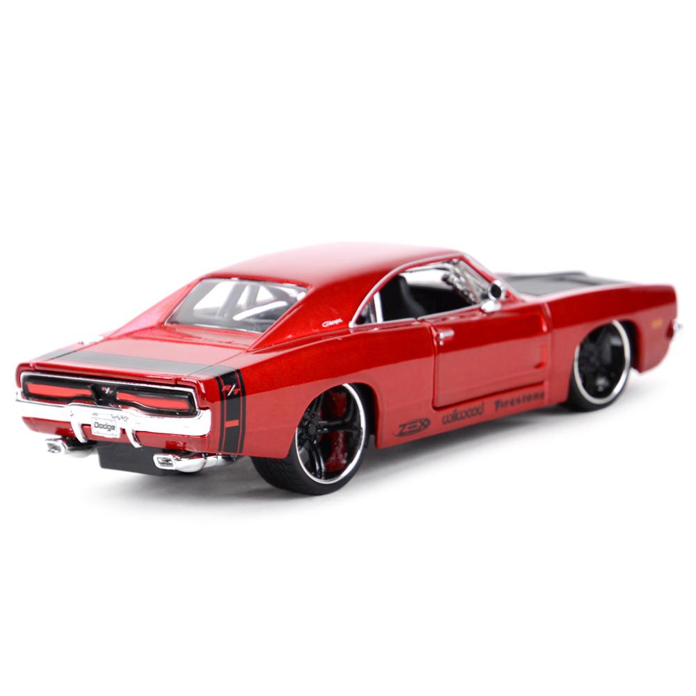 Maisto 1:2 1969 Dodge Charger R T Static Die Cast Vehicles Collectible ...