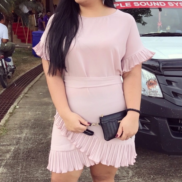 Dress ระบายงานป้าย hiso | Shopee Thailand