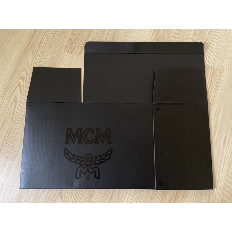 กล่องกระดาษmcmของแท้100% | Shopee Thailand
