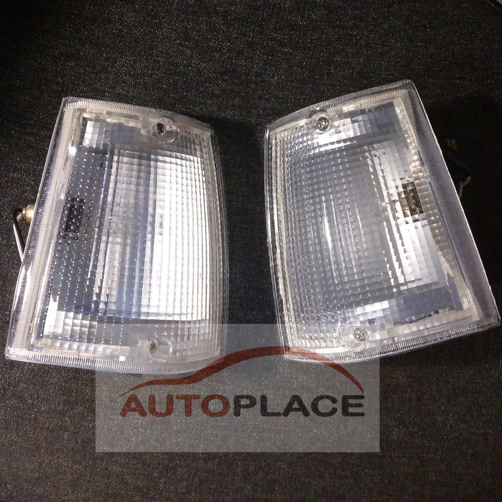 (1 คู่ พร้อมส่ง) ไฟเลี้ยว มาสด้า แม็กนั่ม บราโว่ 1985-1998 ฝาขาว MAZDA ...