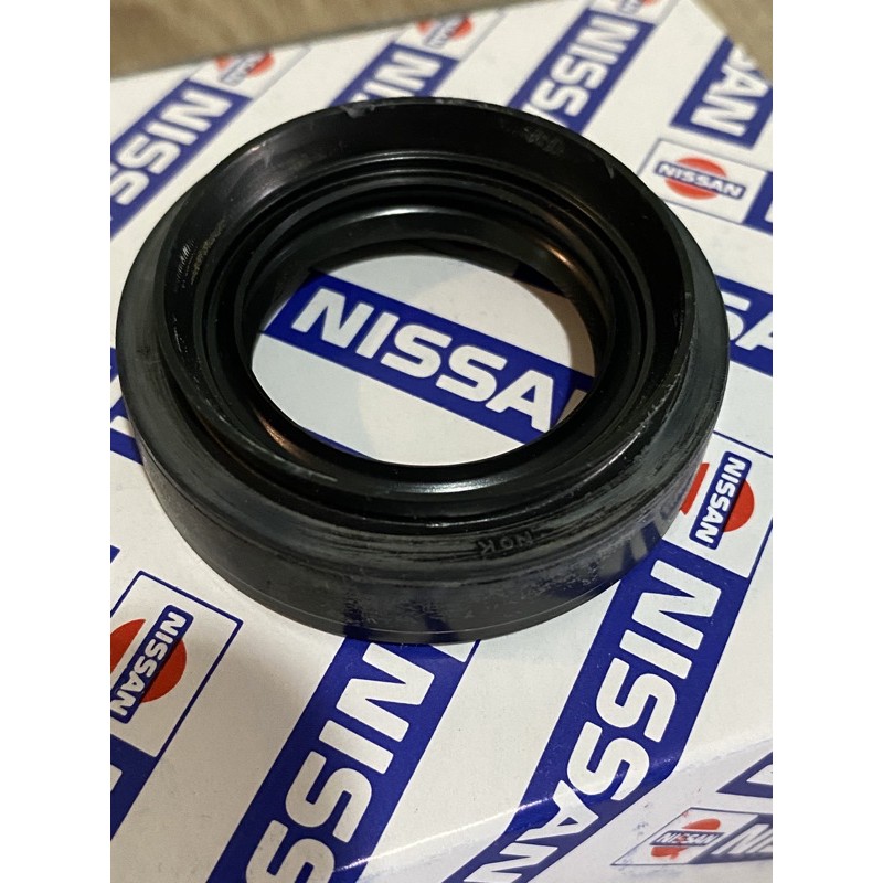 ซีลเพลาขับหน้า Skyline r32 r33 r34/ 4WD Nissan genuine R32 R33 R34 ...