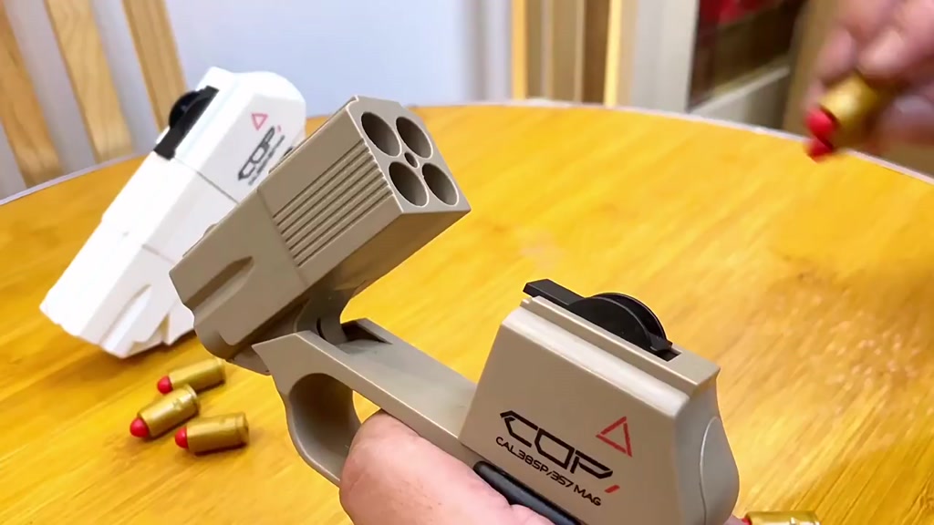 CHEF MADE COP357 การ์ดของชีวิต ปืนของเล่นเด็ก ผู้ใหญ่ โลหะผสม คู่มือ งกัน รูปแบบการจำลอง ปืน ...