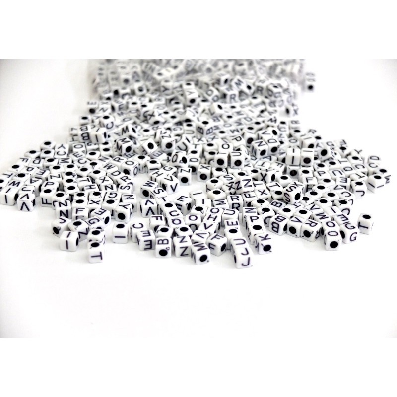 ลูกปัดสี่เหลี่ยมตัวอักษร ABC ขนาด 6*6mm. | Shopee Thailand