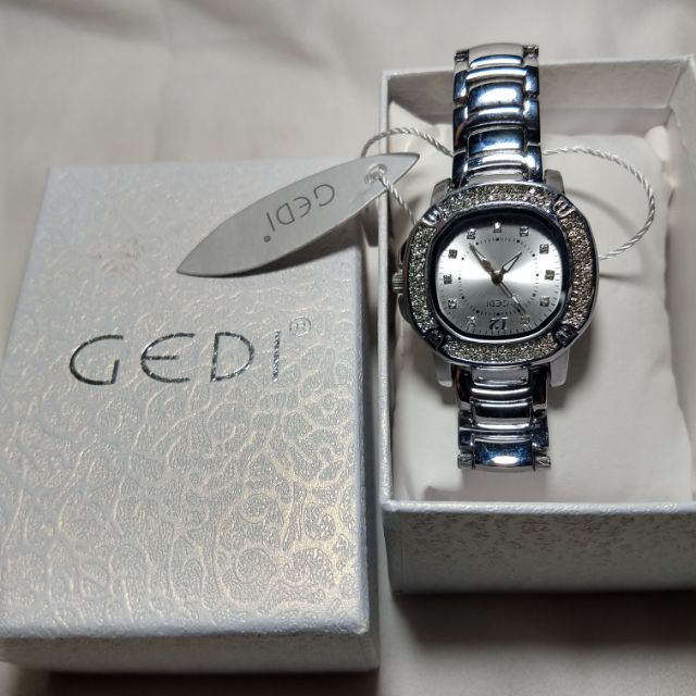 นาฬิกาข้อมือ GEDI แบรนด์แท้ | Shopee Thailand
