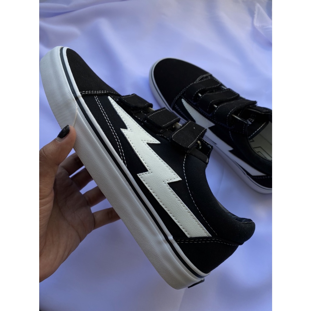 Revenge X Storm USA Version (ตีนตุ๊กแก) | Shopee Thailand