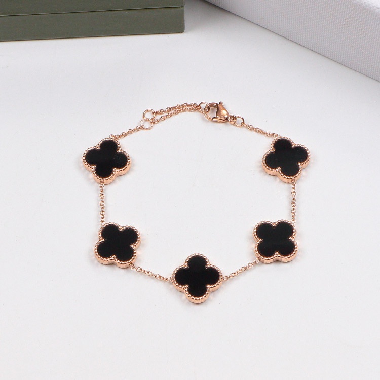 Van Cleef & Arpels สร้อยข้อมือแฟชั่น สี่ใบโคลเวอร์ หรูหรา สวยงาม ...