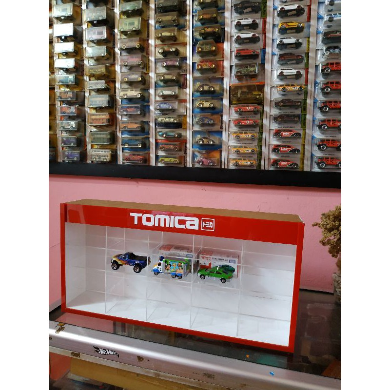 Tomica DISPLAY SHELF 20 กล่อง FULL ACRYLIC พร้อมฝาปิด | Shopee Thailand