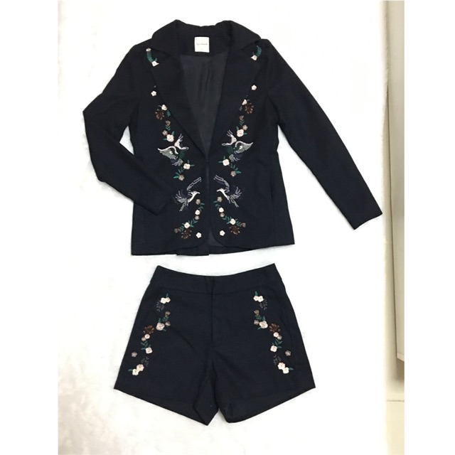 Lyn around | Shopee Thailand