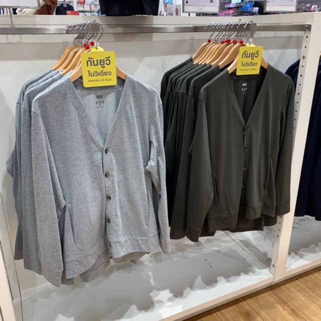 uniqlo 100% men S M L XL คาร์ดิแกนผ้าคอตตอนกันยูวี ผ้าหนาไม่บาง ระบายความร้อน มีกระดุมหน้า ...