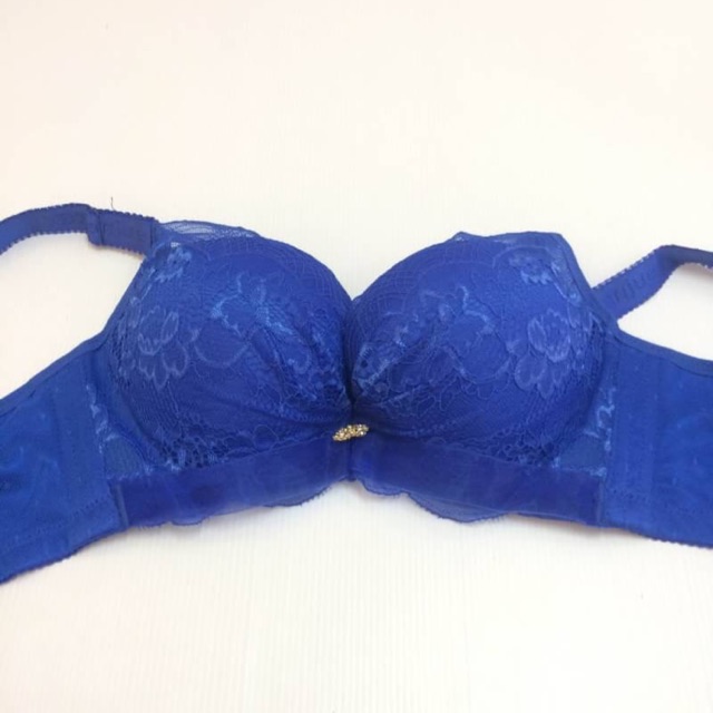 เสื้อชั้นใน ไซส์ 32/70B , 34/75B , 36/80B สีน้ำเงิน | Shopee Thailand