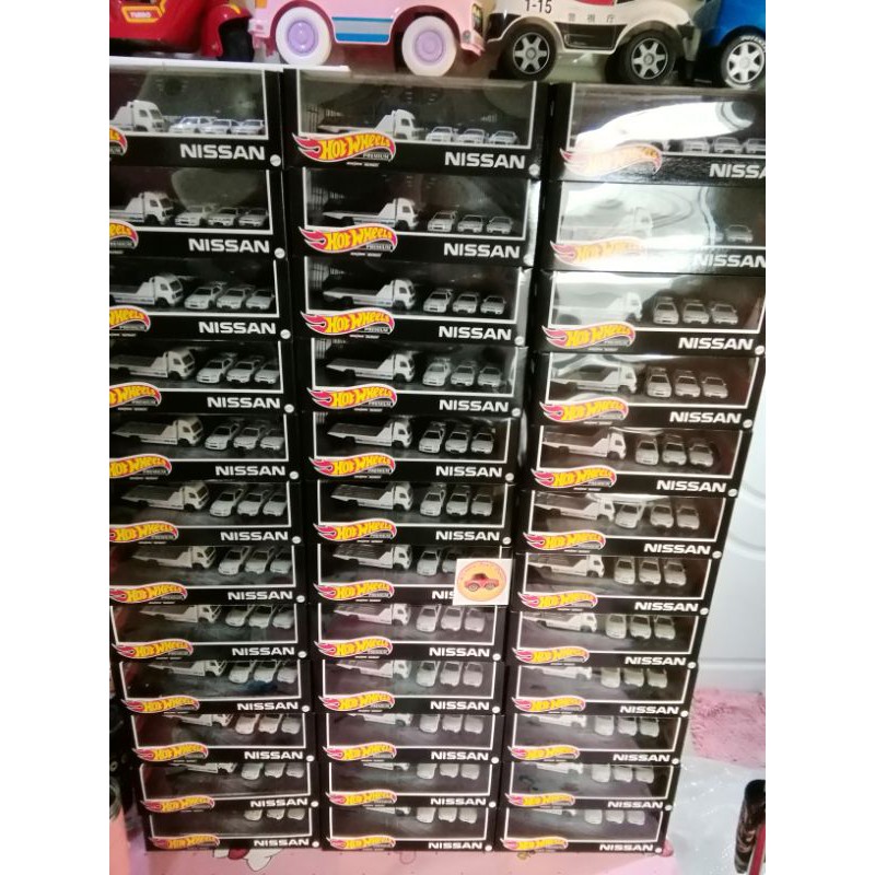 Hotwheels nissan box set 1 กล่อง | Shopee Thailand