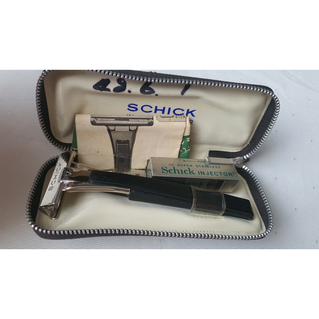 SCHICK INJECTOR RAZOR พร้อมกระเป๋า | Shopee Thailand