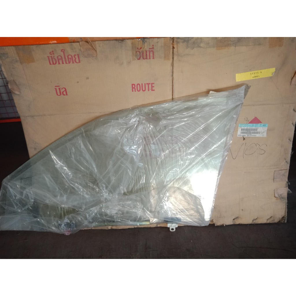 835. 68110-0D050 กระจกประตูหน้าขวา VIOS ปี 2002-2006 ของแท้ เบิกศูนย์ ...
